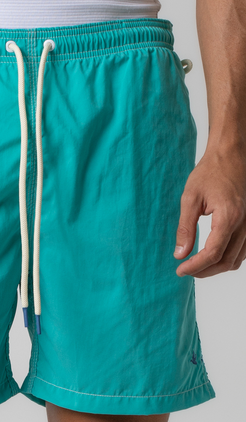 Shorts Curto Liso Beach